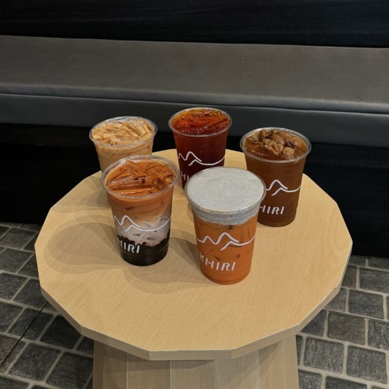 2025 曼谷最好的泰奶名店：不可錯過的6大絕品推薦 - 去泰國包車旅遊